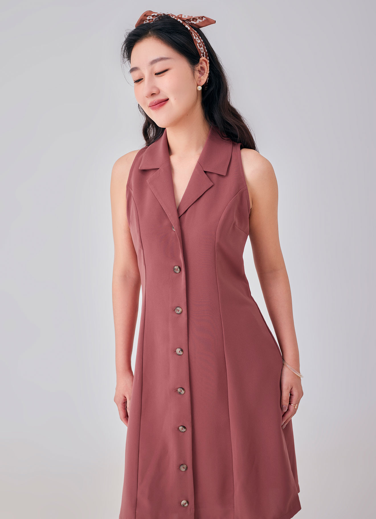 Sleeveless Dress | Escort